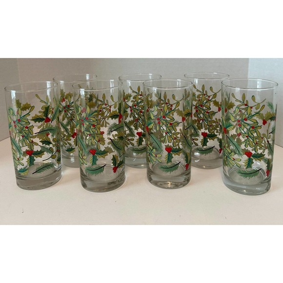 Libbey | Dining | Libbey Crisa Holly Berry Christmas Holiday 6 Oz Glass ...